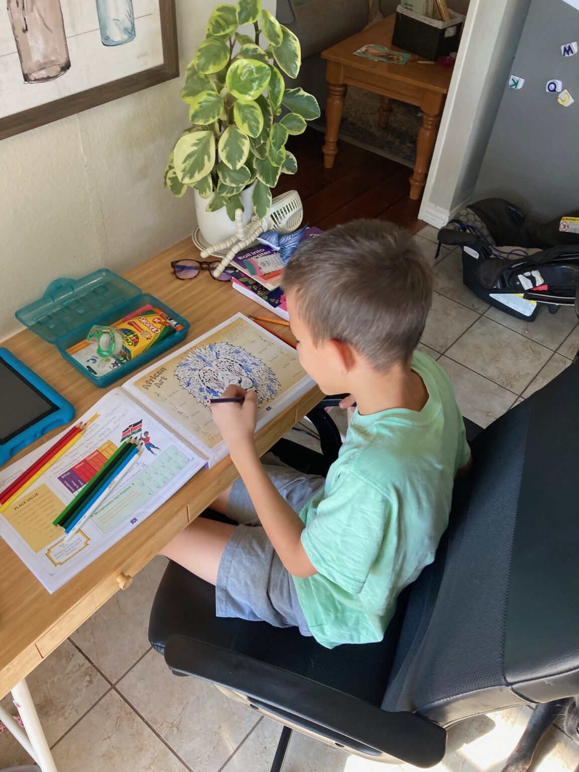 A Typical Homeschool Day for Our Family of Seven - The Tex-Mex Mom